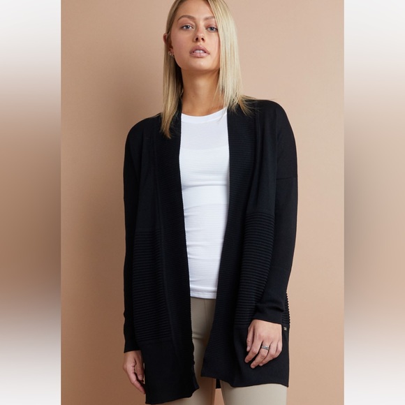 Savvi | Sweaters | Rare Retired Style Savvi Smmd Black Iana Split Back ...